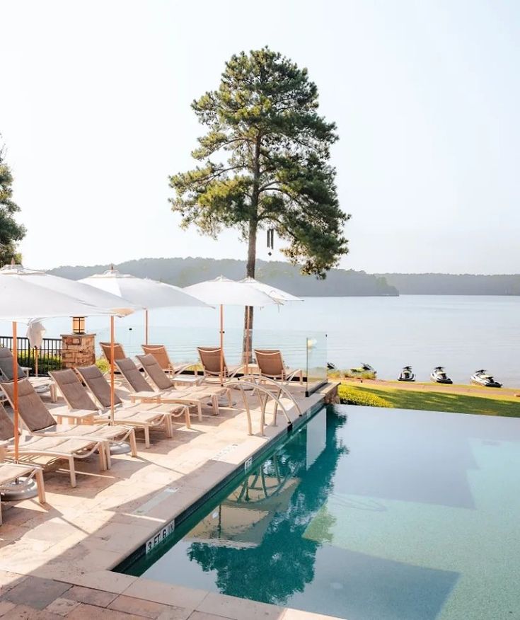 5 Best Resorts in Georgia - YonneTours